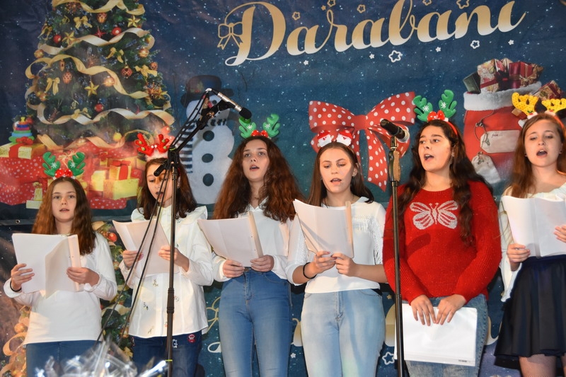 Paradă impresionantă de datini și obiceiuri la Darabani GALERIE FOTO ...